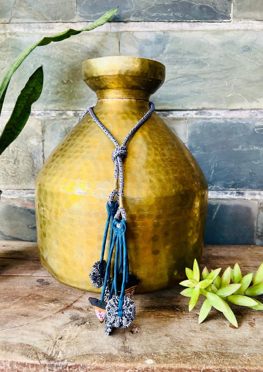 Silver & Black Guchcha Necklace – KaleNele